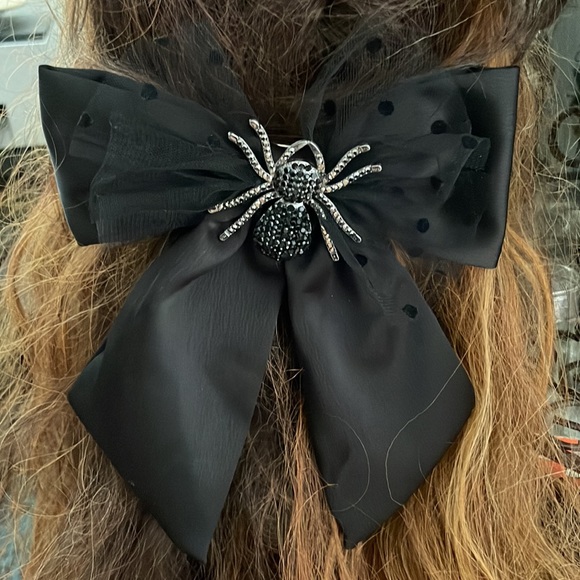 Piper | Accessories | Piper Large Horror Spider Hair Bow Nwt | Poshmark